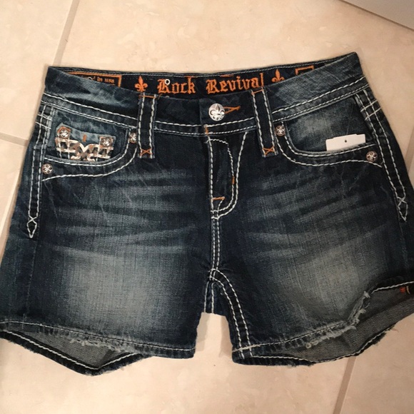 Rock Revival | Shorts | Rock Revival Shorts Size 26 28nwt | Poshmark